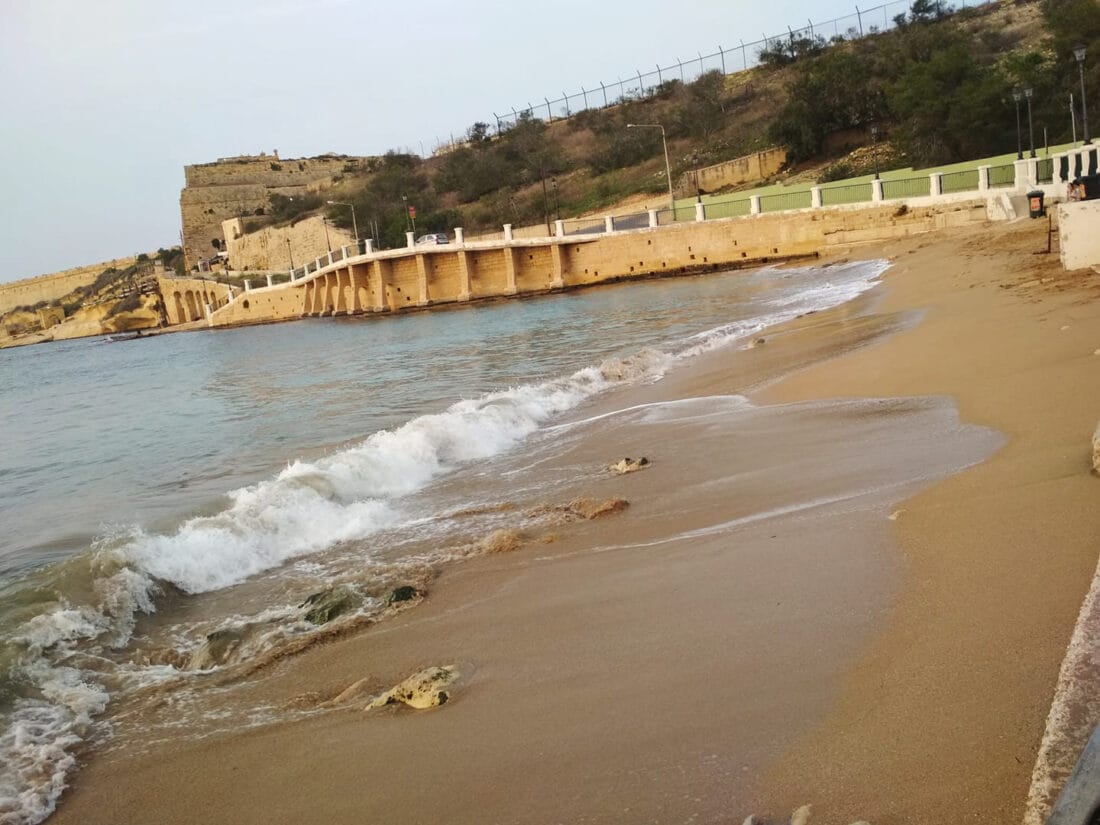 Rinella Bay - VisitKalkara.com